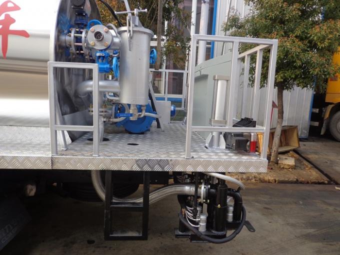 Emulsified Asphalt Sprayer Chemical Tank Trailer 6 Ton 120hp Automatic ...
