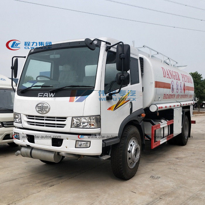 LHD / RHD Faw 4x2 8m3 Gallons Fuel Oil Delivery Truck Fuel Transport ...