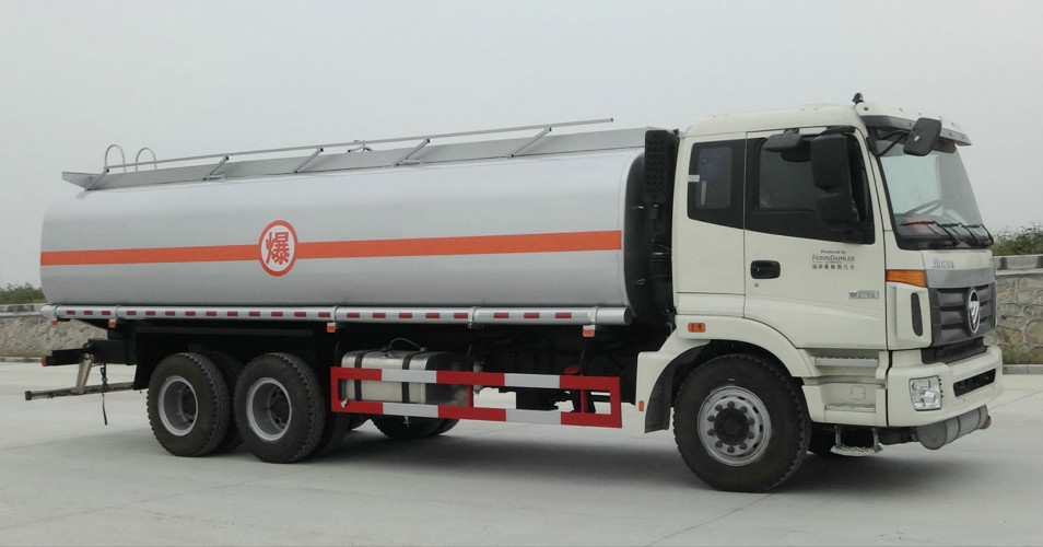 Foton Oil Tanker Truck With API Standard System , Fuel Petrol Diesel ...